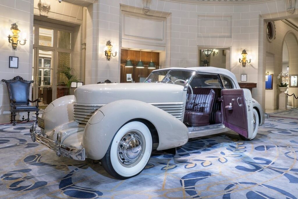 1937 Cord 812 Phaeton Convertible - Our Man Behind The Wheel